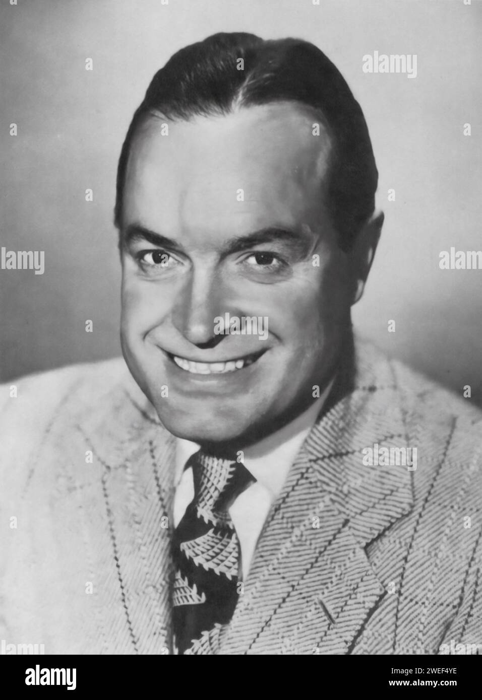 Bob hope portrait hi-res stock photography and images - Alamy