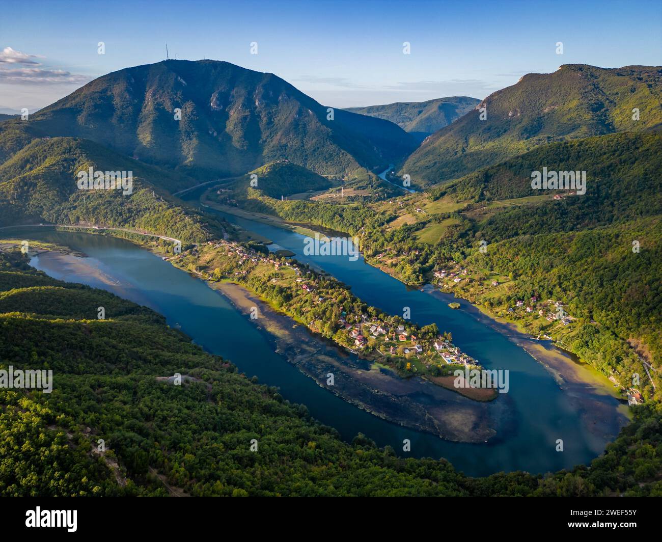 Lake medjuvrsje hi-res stock photography and images - Alamy
