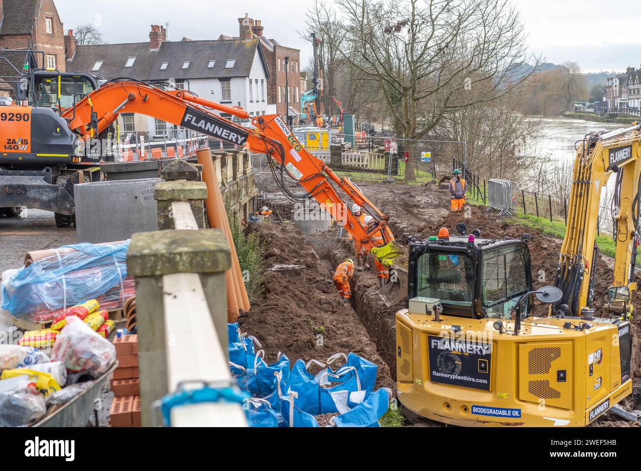 Bewdley, UK. 25th January, 2024. Contractors are busy installing the ...