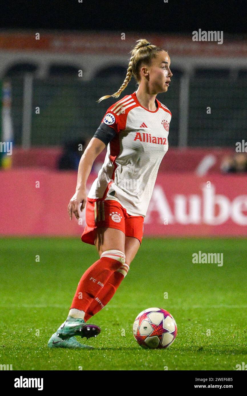 Giulia gwinn fc bayern monaco hi-res stock photography and images - Alamy