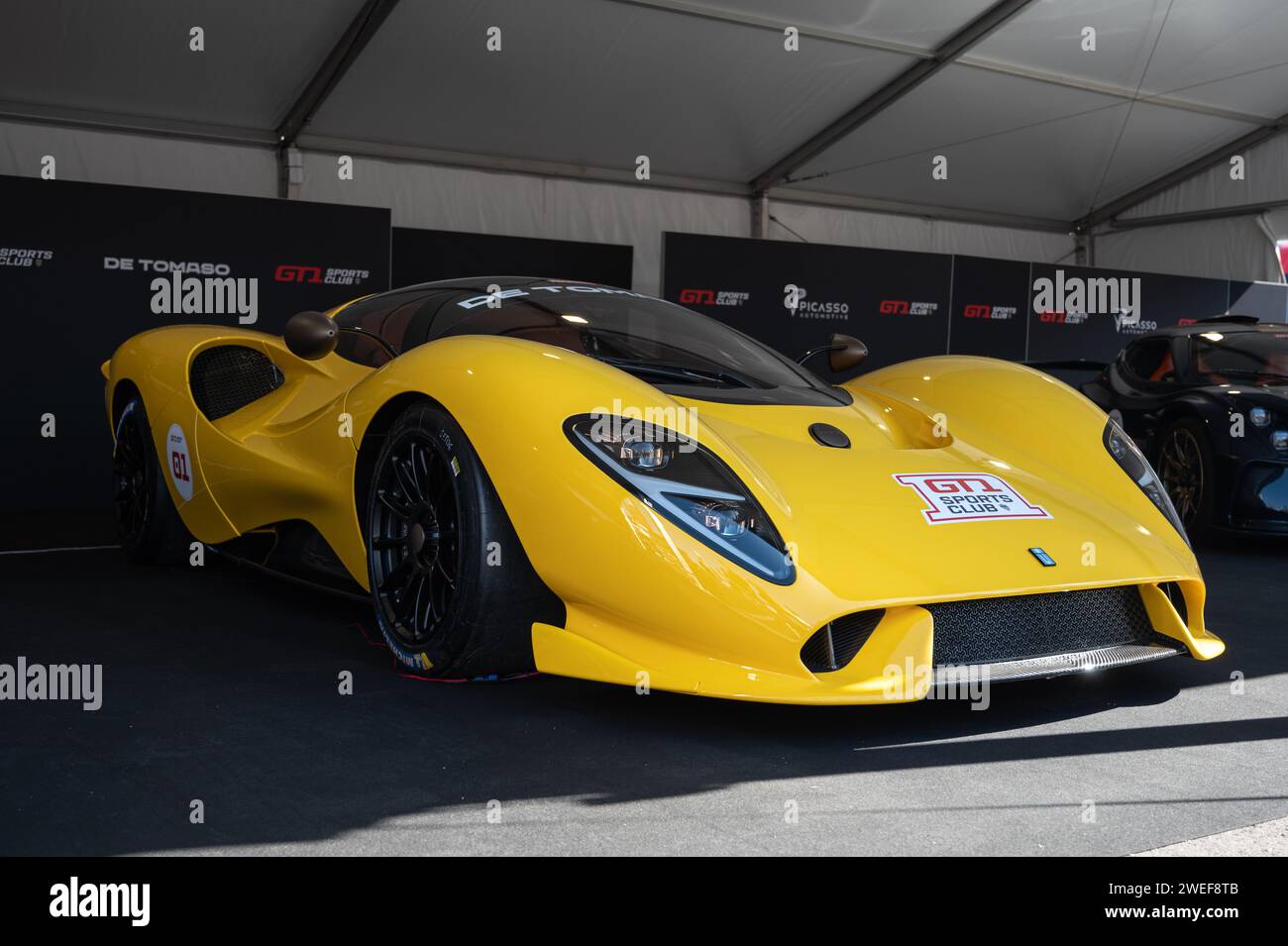 Front view of the yellow De Tomaso P72 GT1 Stock Photo - Alamy