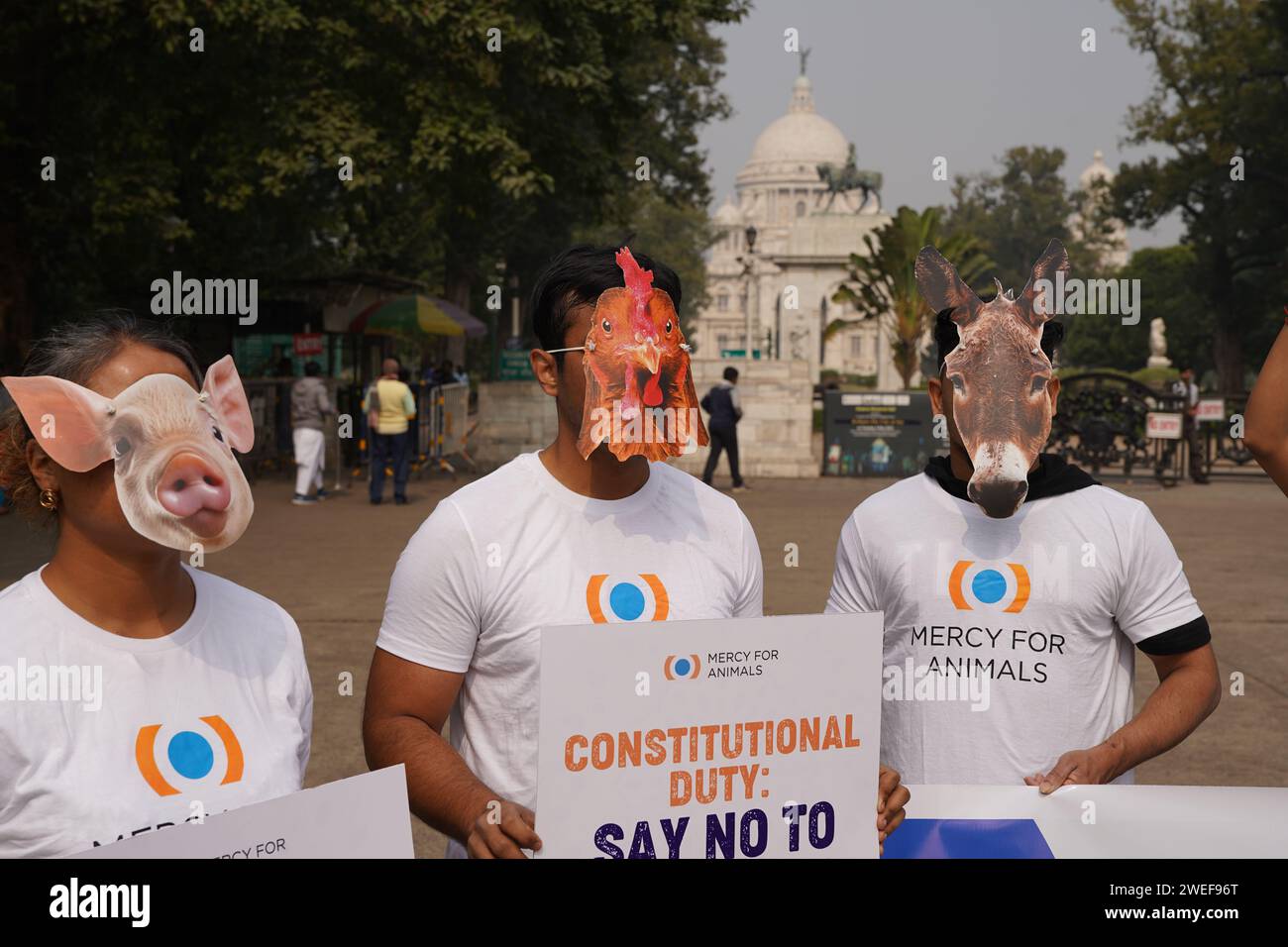Volunteers adorned in animal masks gather at Victoria Memorial ...