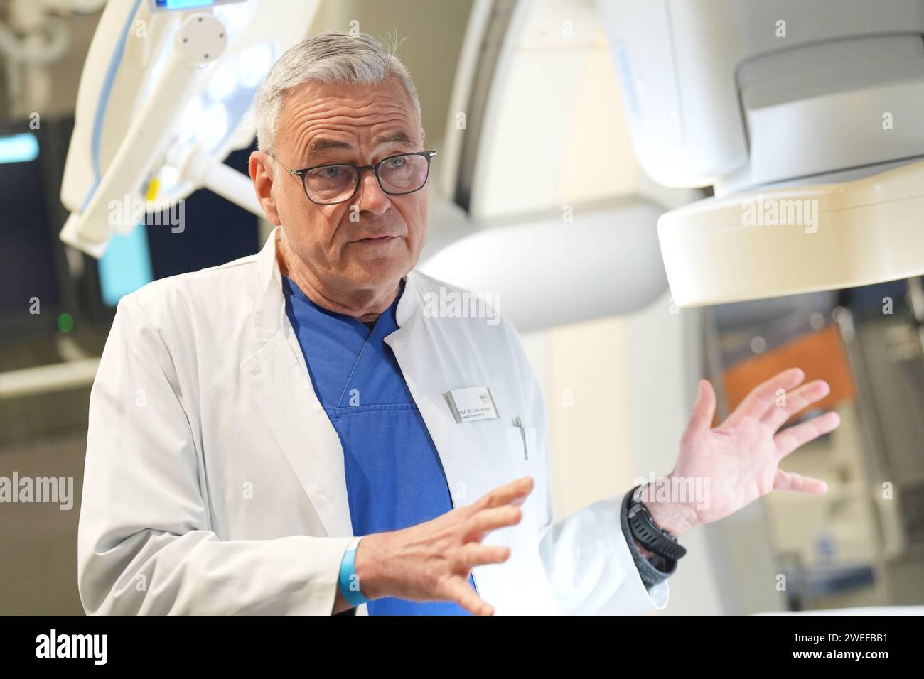 Bundeskanzler Scholz besucht Das St. Antonius Hospital - Krankenhaus in ...