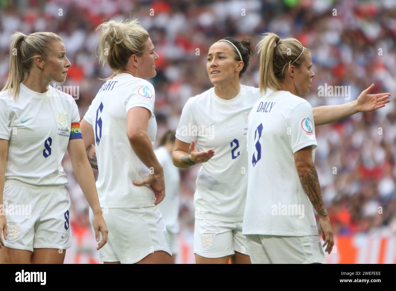 Lucy daly hi-res stock photography and images - Alamy