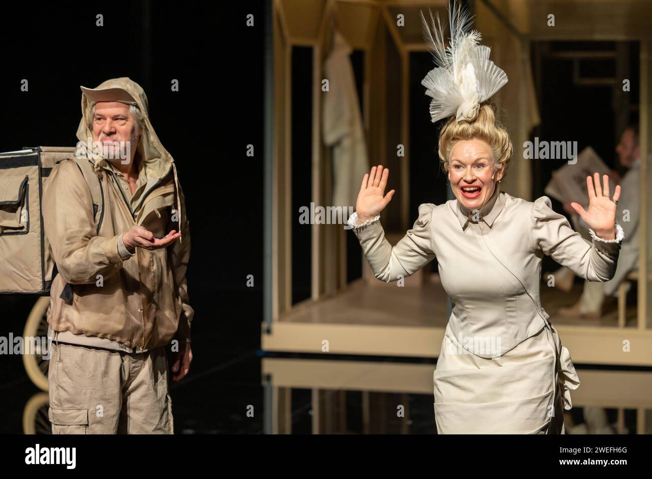 Ensemble Hauptdarsteller sind Lisa Birke Balzer, Steffi Krautz, Peter ...