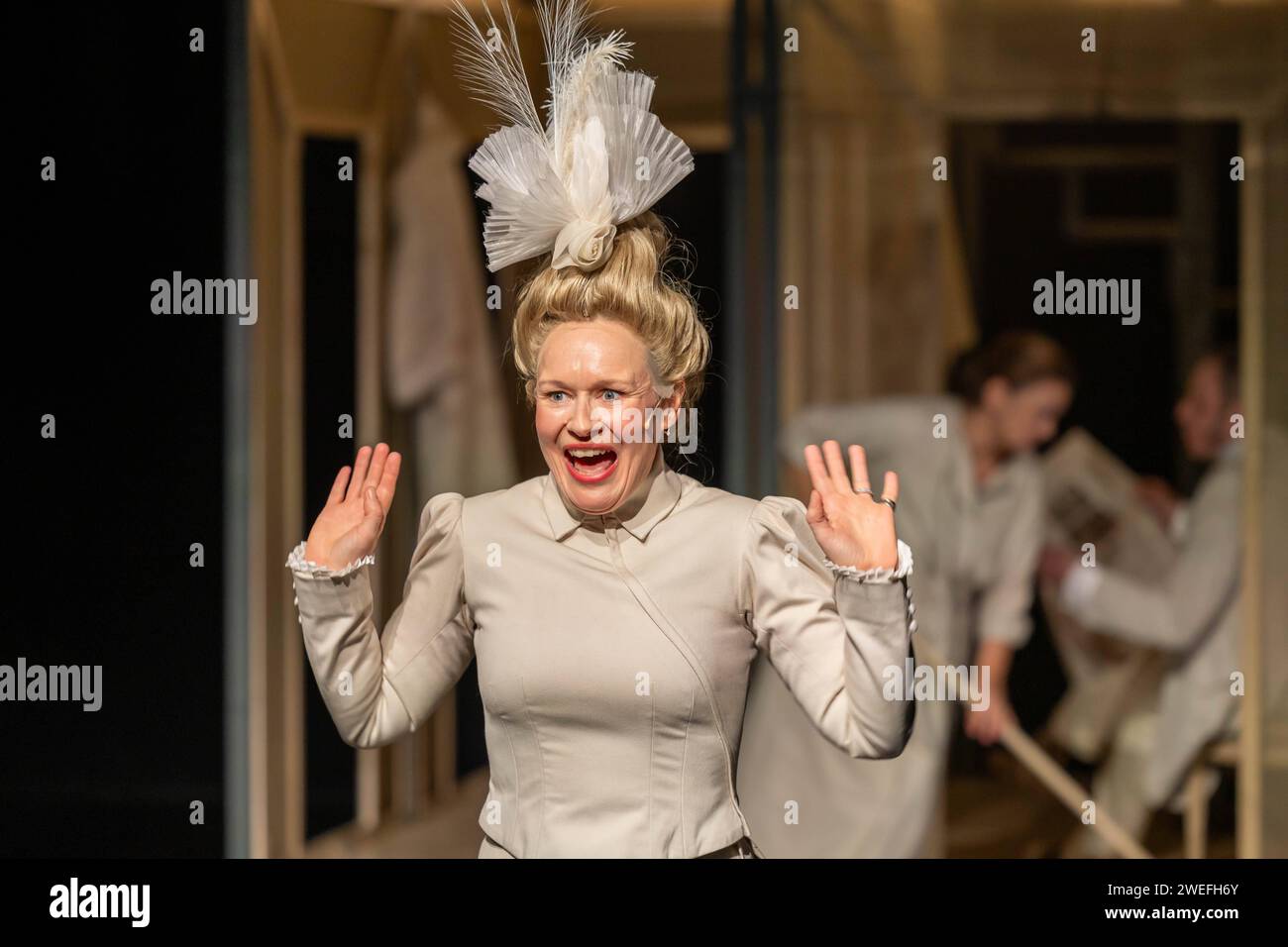 Ensemble Hauptdarsteller sind Lisa Birke Balzer, Steffi Krautz, Peter ...