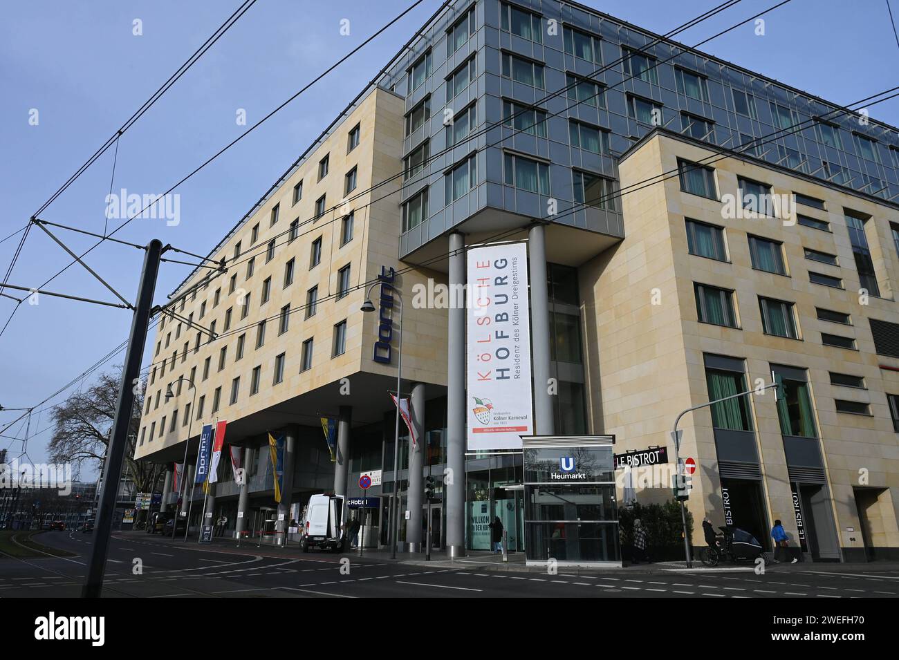 Die Hofburg des Kölner Karneval Dreigestirn, das Dorint Hotel *** The ...
