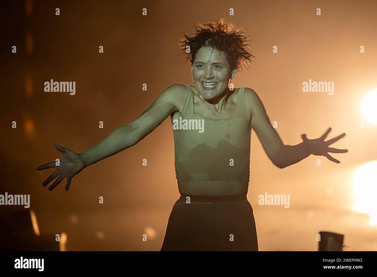 Ensemble Hauptdarsteller sind Lisa Birke Balzer, Steffi Krautz, Peter ...