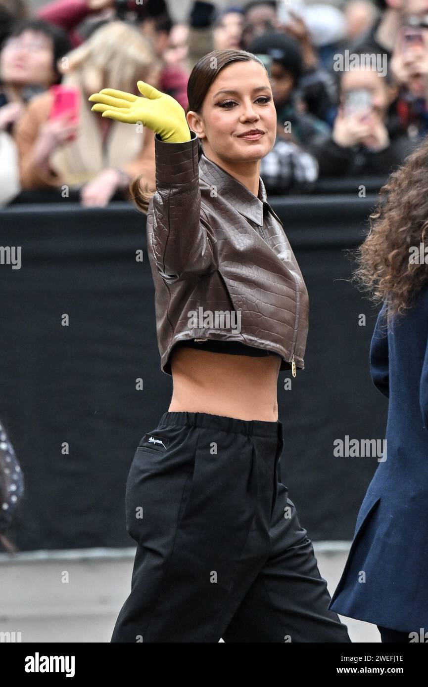 Paris, France. 25th Jan, 2024. Adele Exarchopoulos arriving at Fendi ...