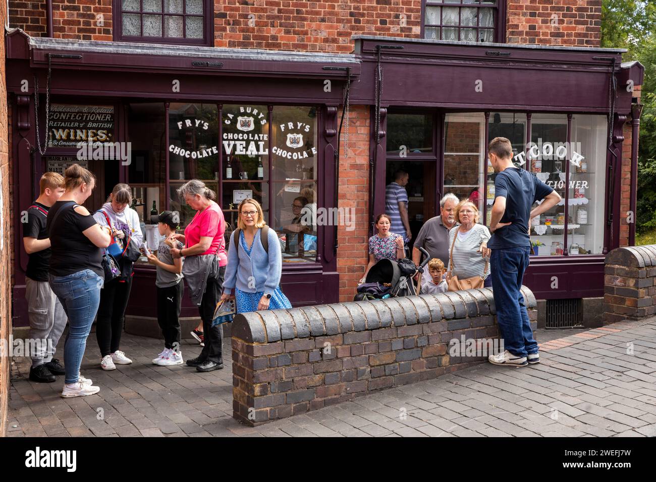 Black country living museum bakery hi-res stock photography and images ...