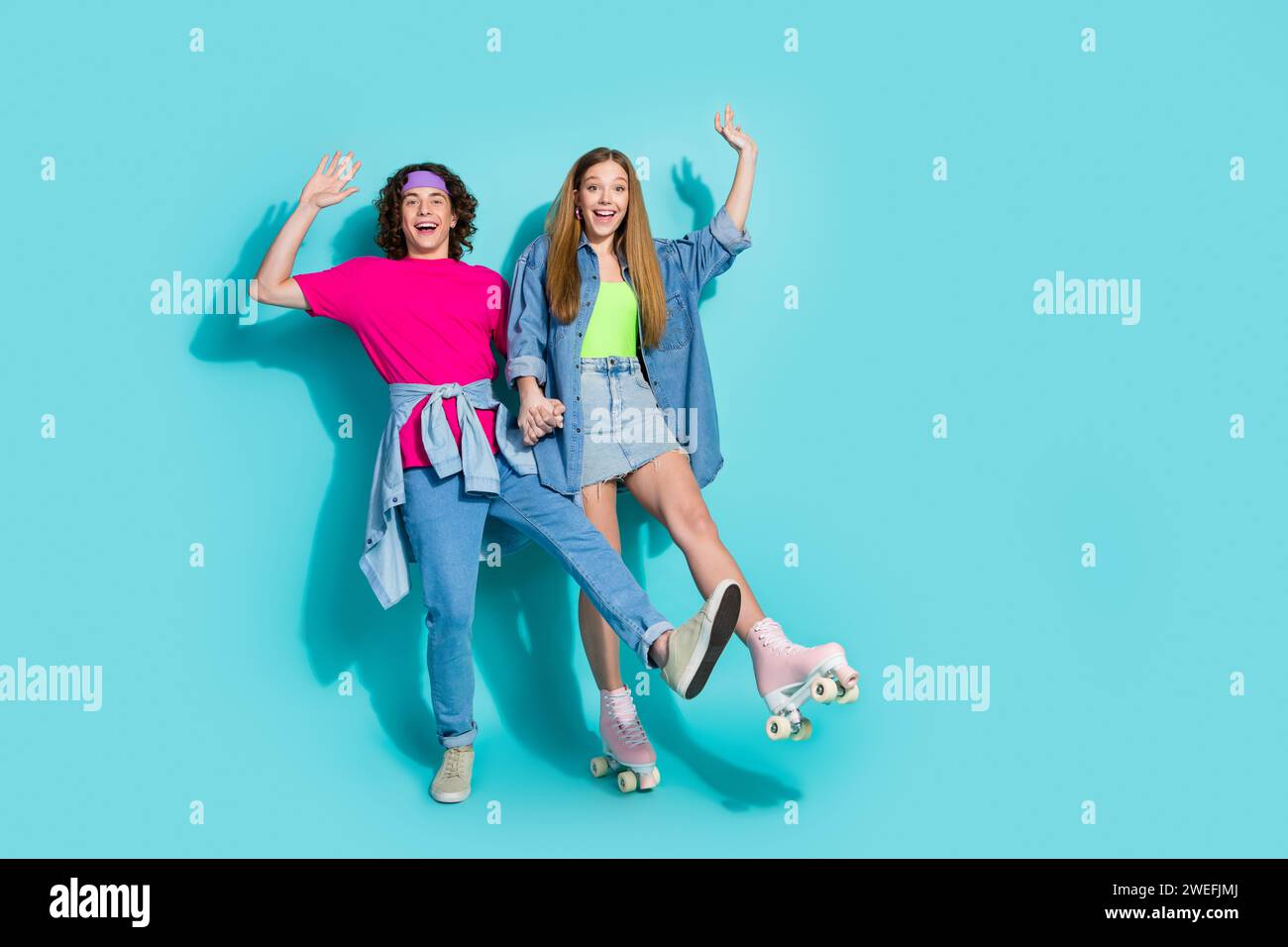 Full body photo of teenage couple boyfriend with girlfriend spend time ...