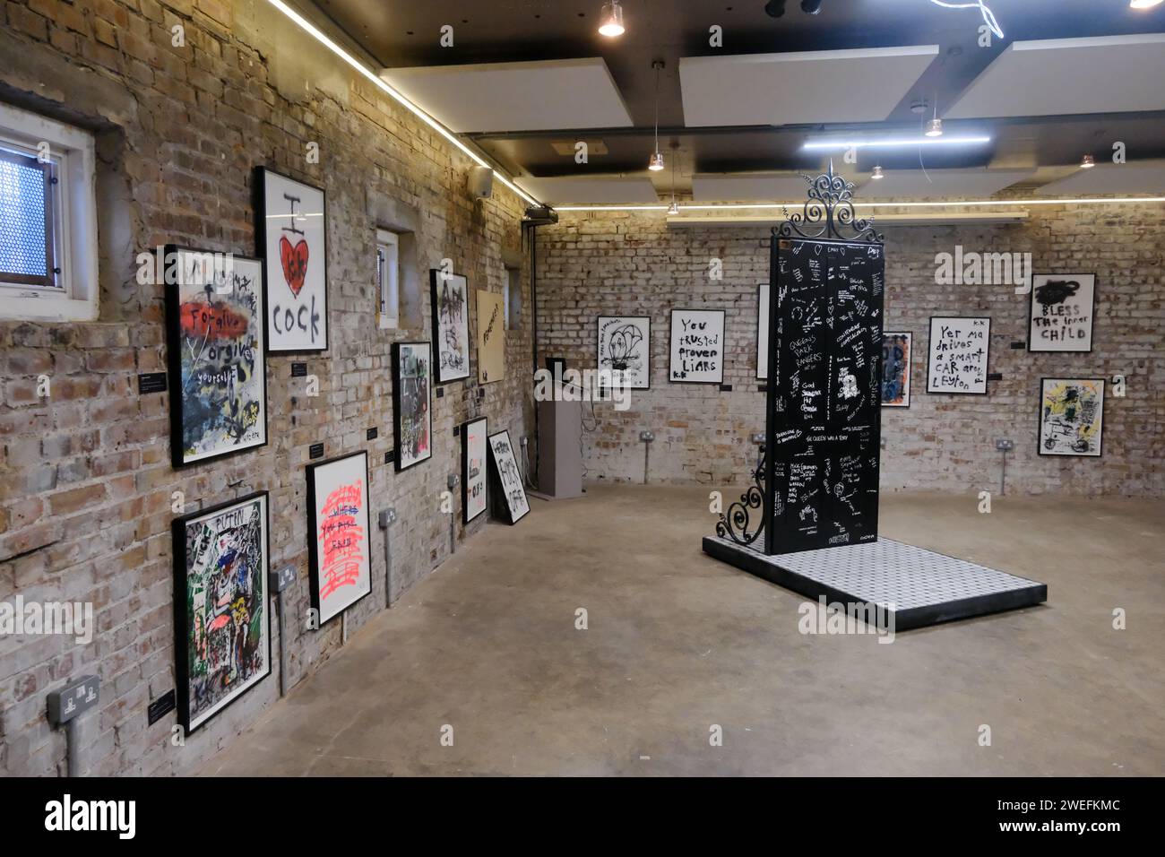 Bethnal Green Road, London, UK. 25th Jan, 2024. Guerilla Artist, Karma ...