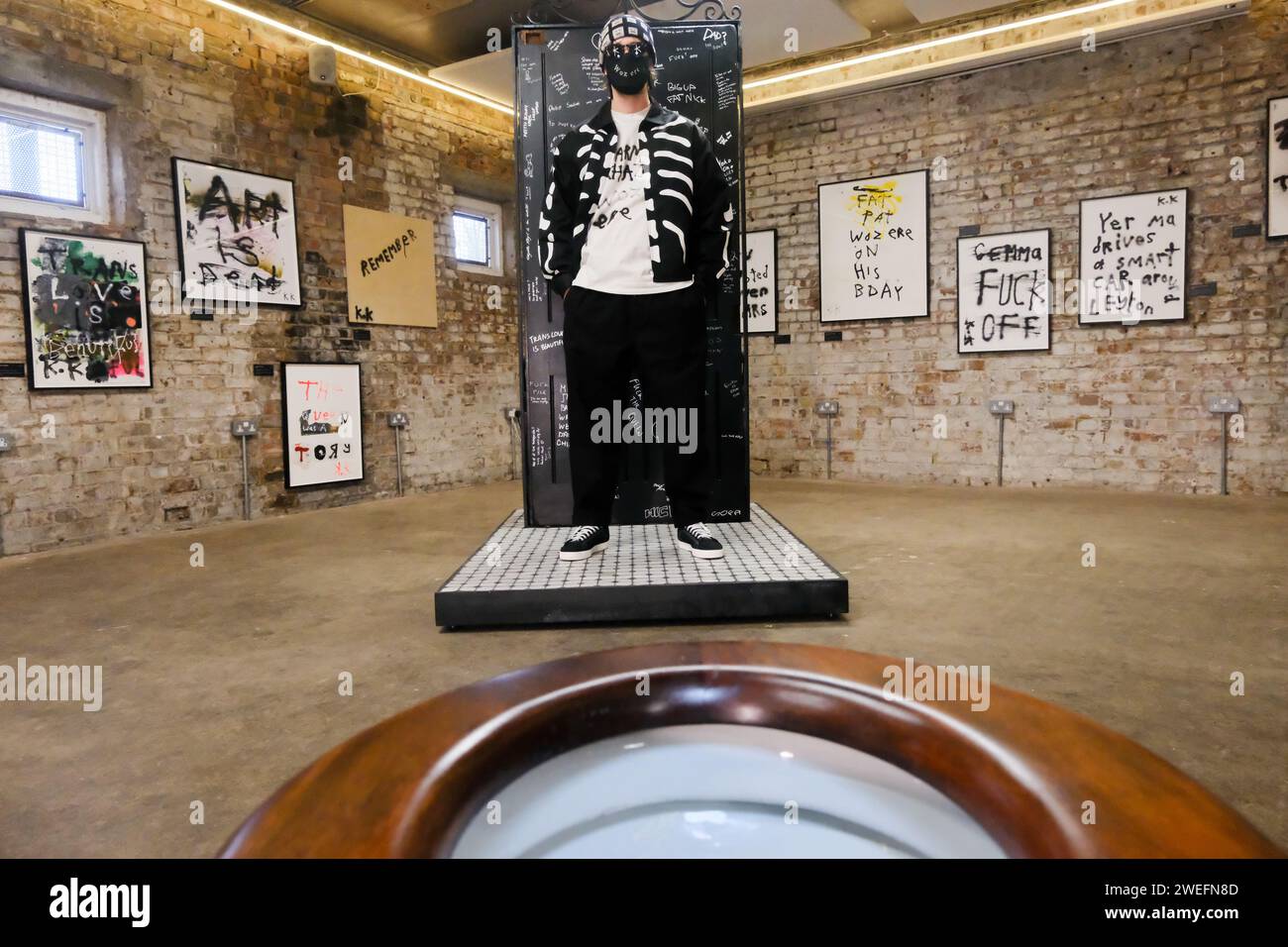 Bethnal Green Road, London, UK. 25th Jan 2024. Guerilla Artist, Karma ...