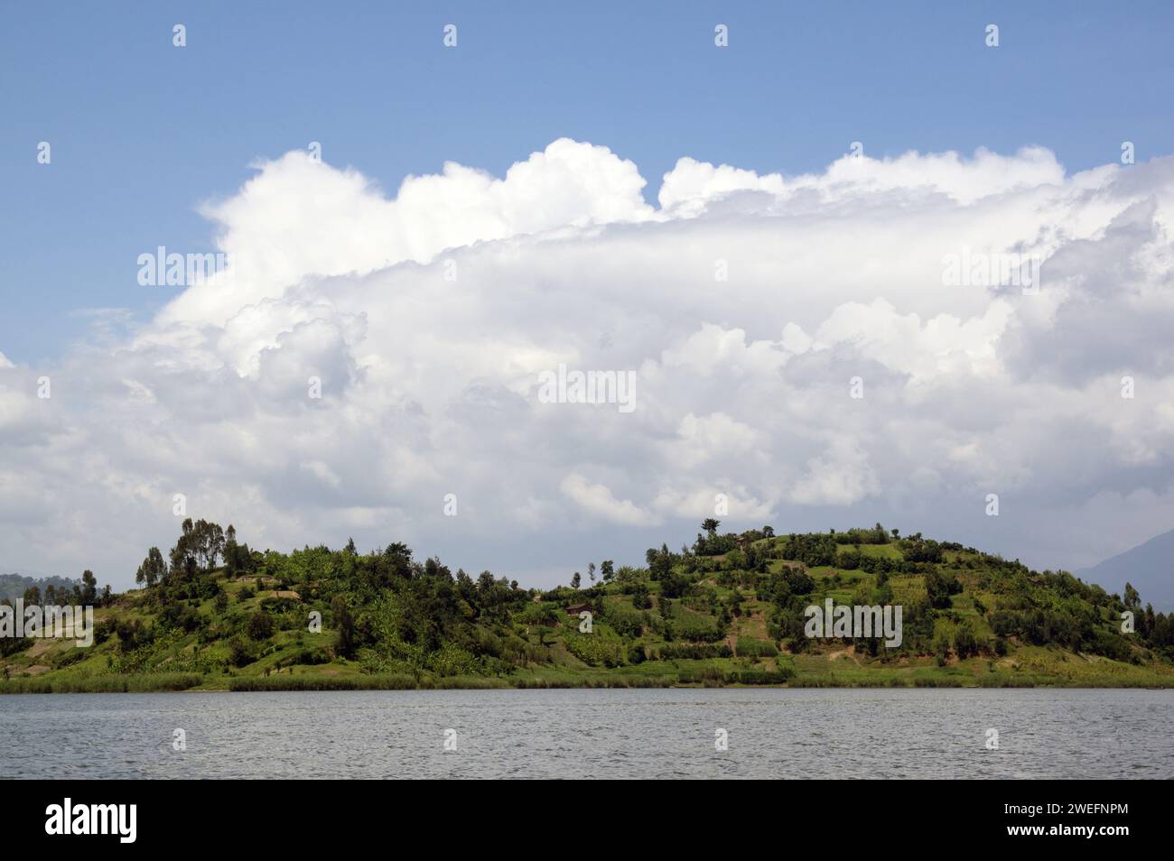 Boat trip in Musanze, Ruhengeri, Rwanda with vivid green islands near ...