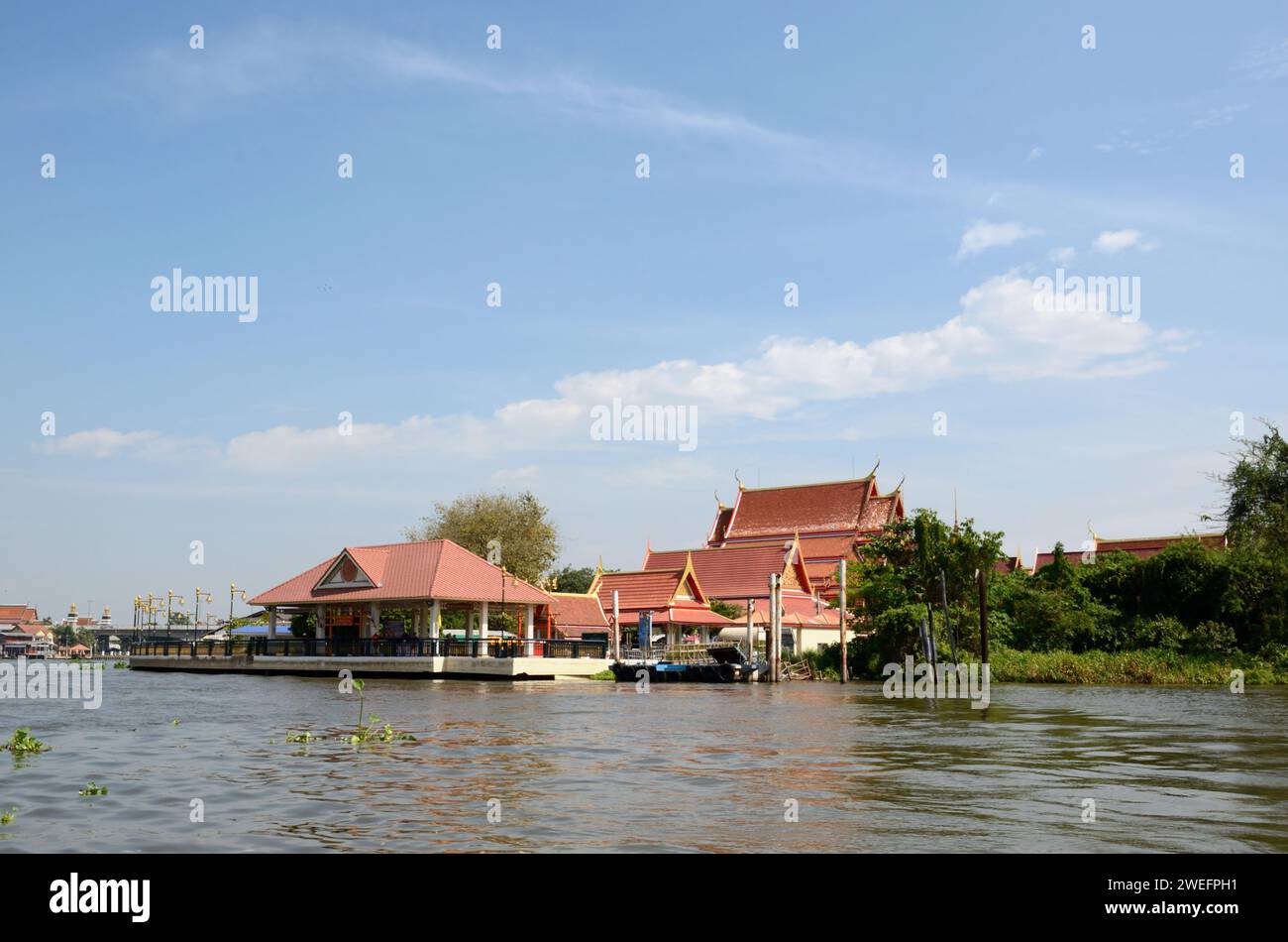 Bangkok nonthaburi chao phraya river hi-res stock photography and ...