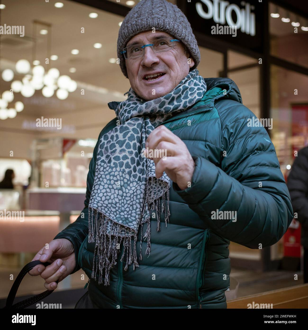 Italian 50's portrait photography hi-res stock photography and images ...