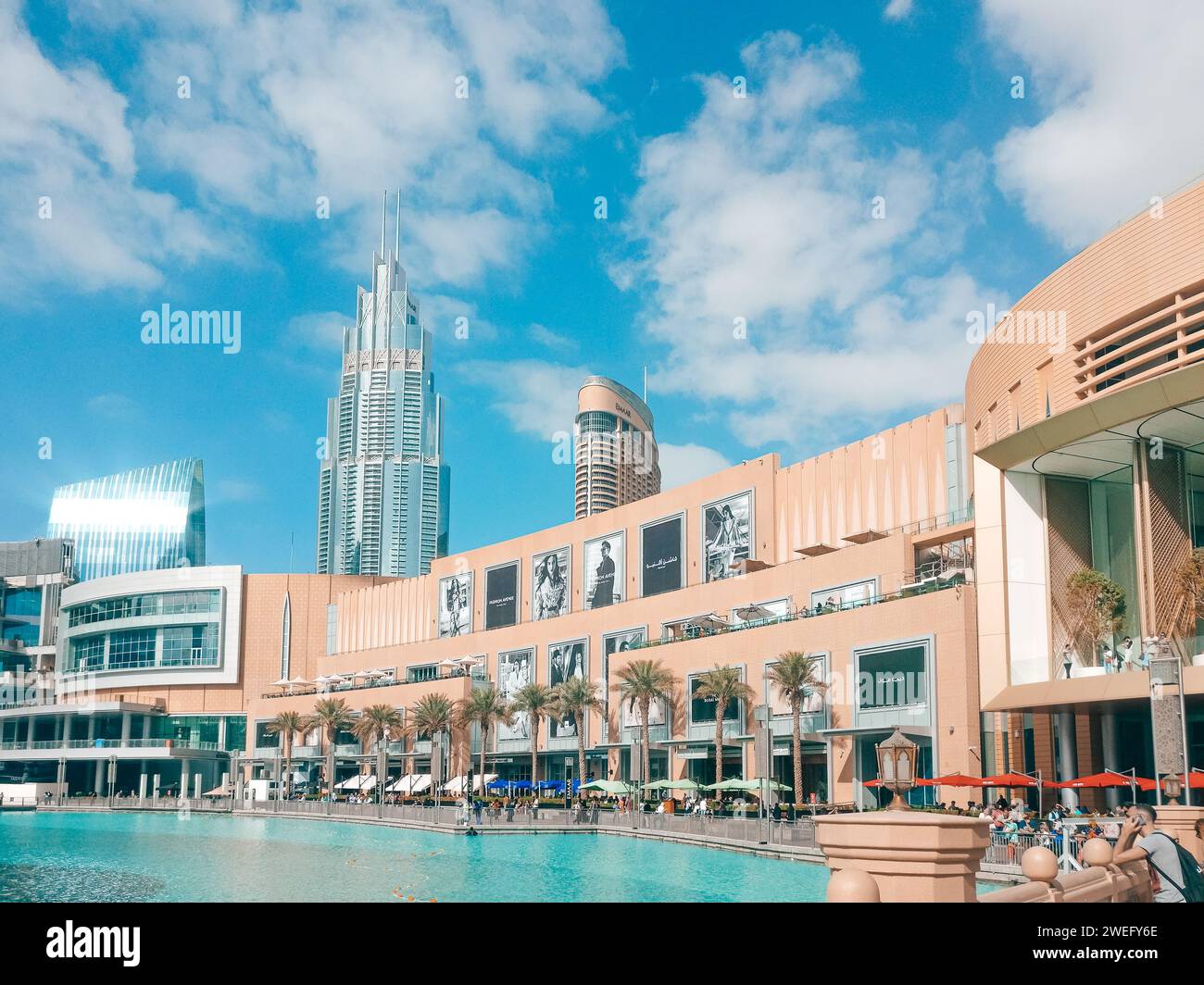 Downtown Dubai landmarks and attractions - View of Burj Khalifa and ...