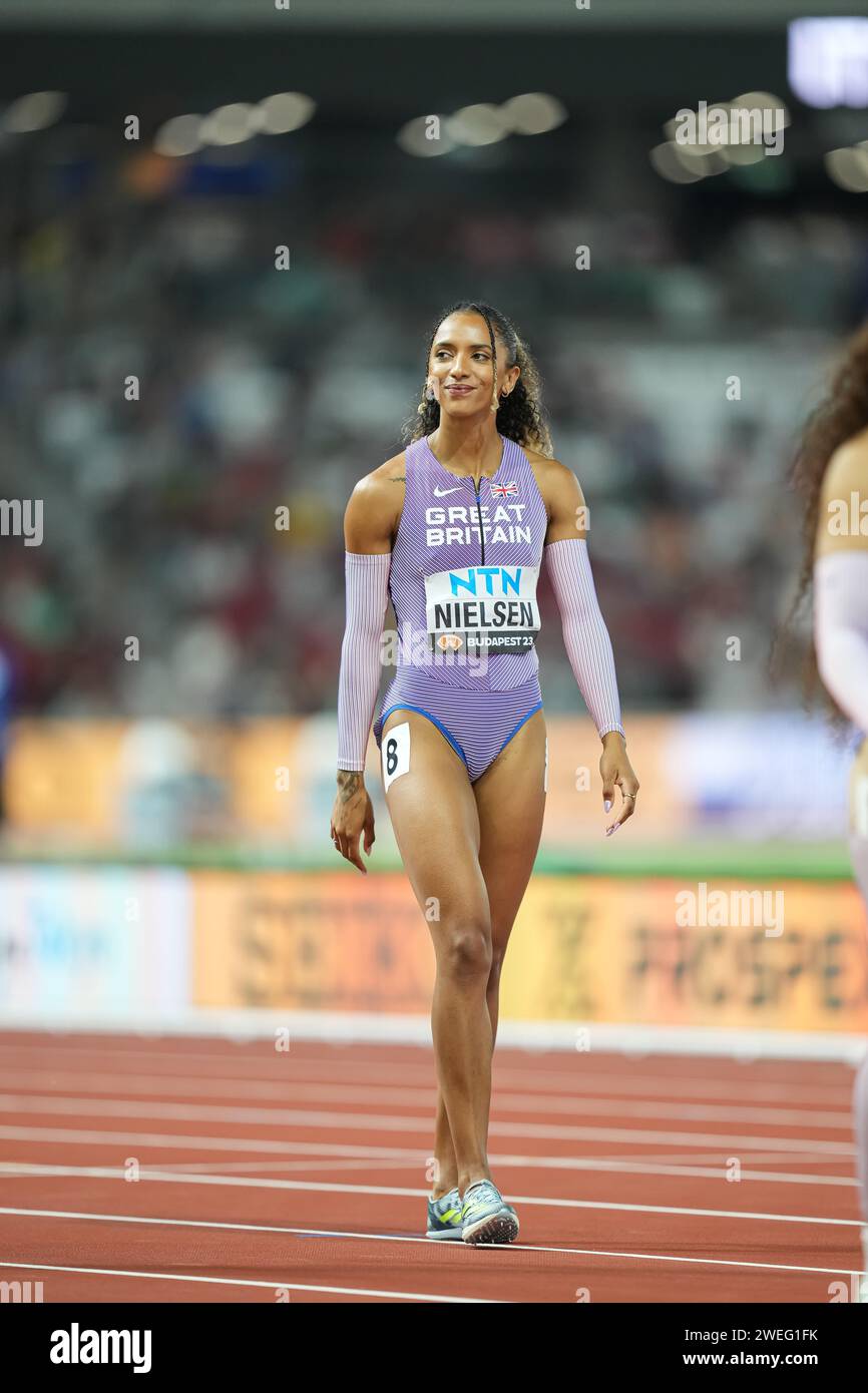 Laviai NIELSEN participating in the 4x400 m Relay at the World ...