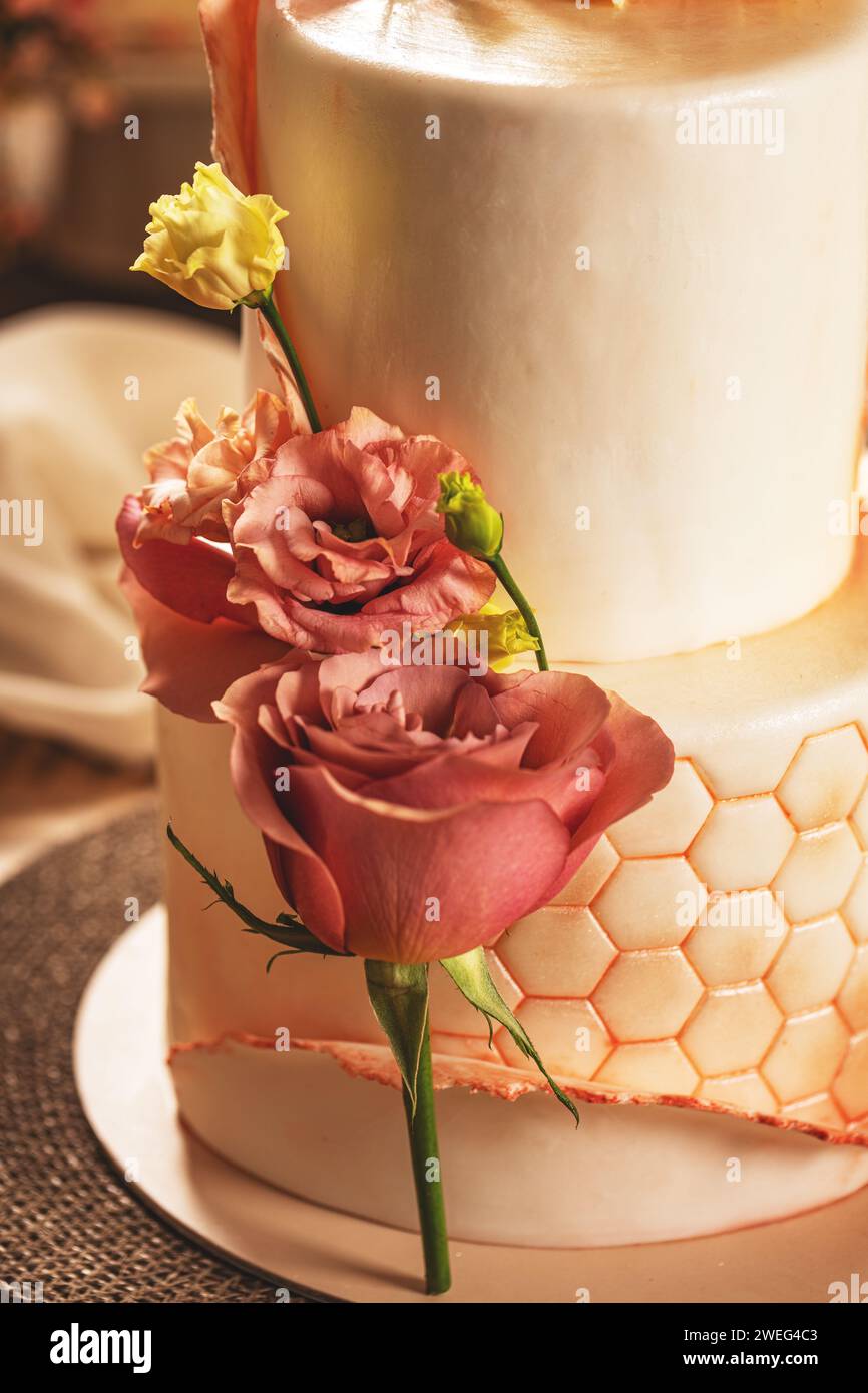 Multiple tier wedding cake with elegant detailing Stock Photo - Alamy