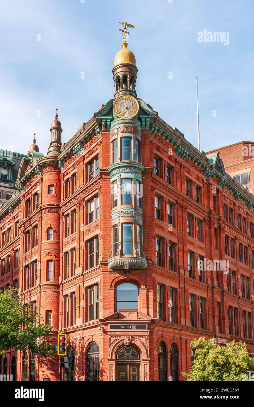 Historic suntrust d c hi-res stock photography and images - Alamy