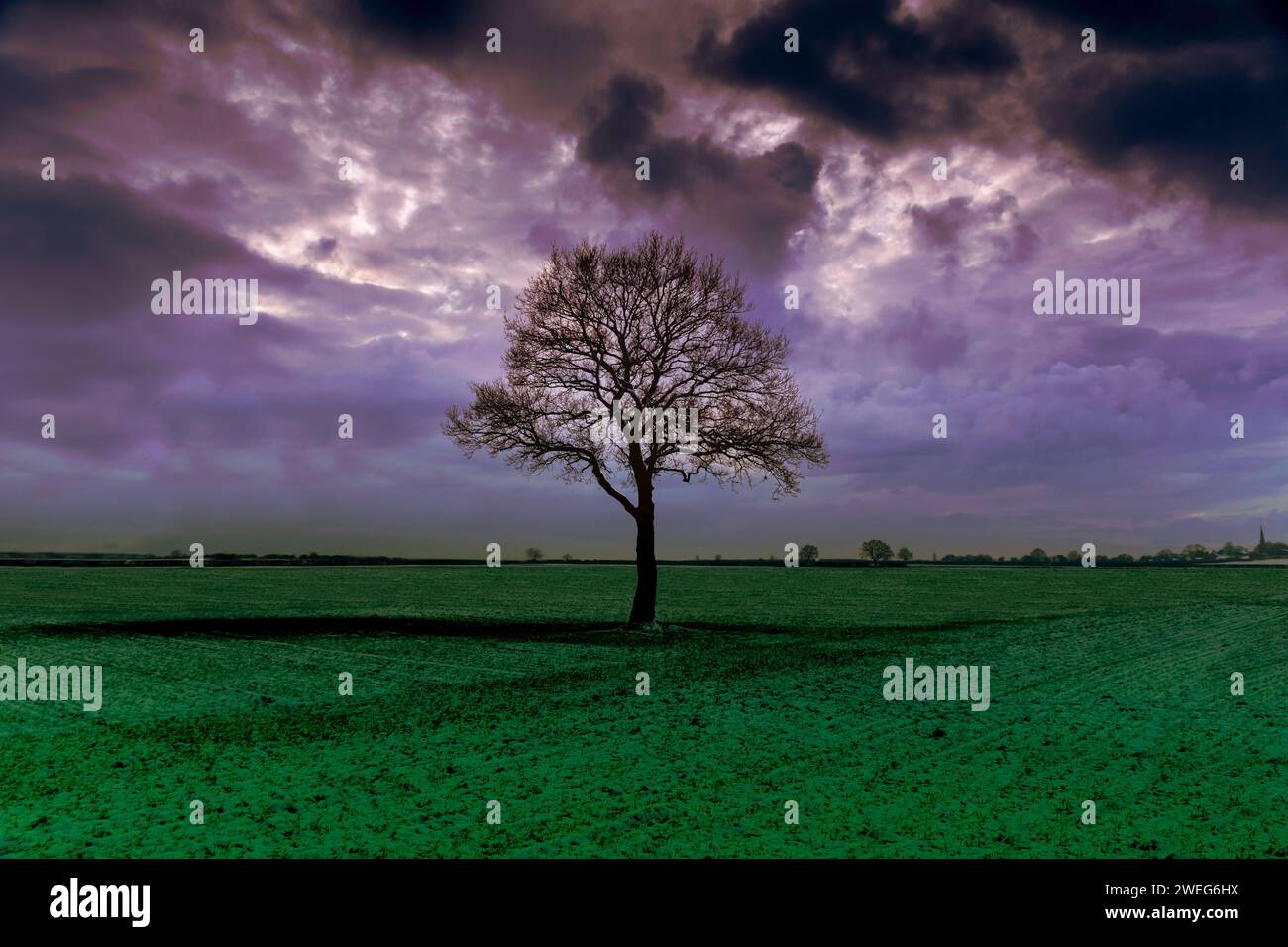 Stormy purple clouds hi-res stock photography and images - Alamy