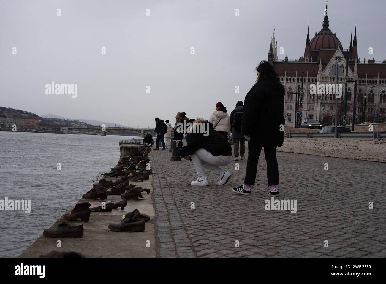 Budapest, Hungary. 24th Jan, 2024. Tourists take photos of the ...