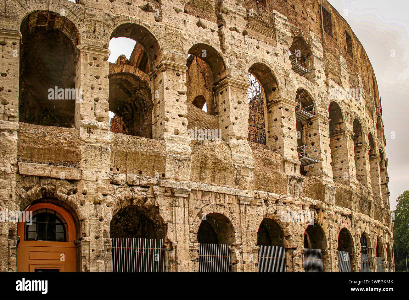 Roman colosseum brickwork hi-res stock photography and images - Alamy