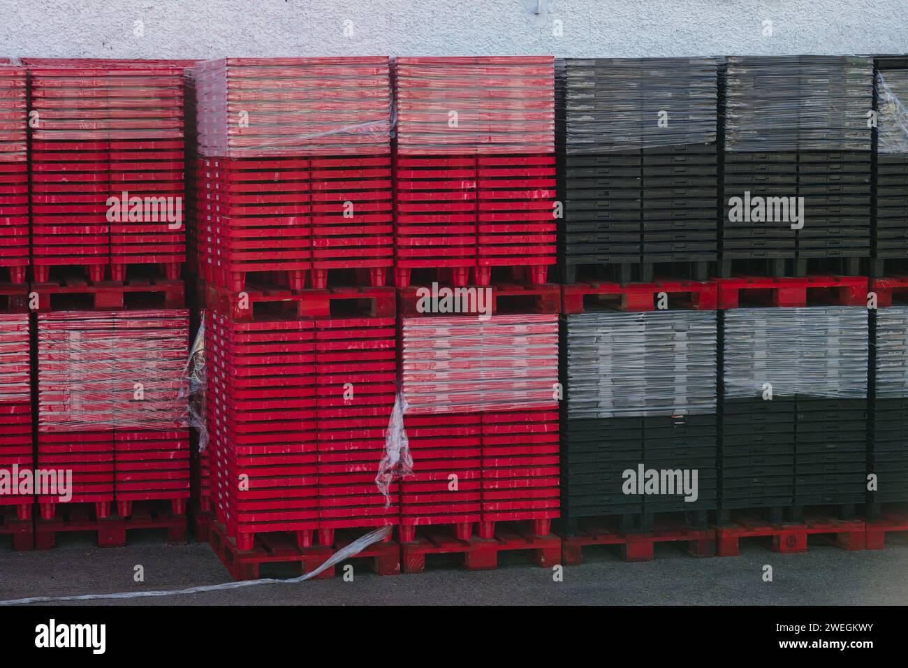 red industrial pallets for transporting materials to the landfill Stock ...