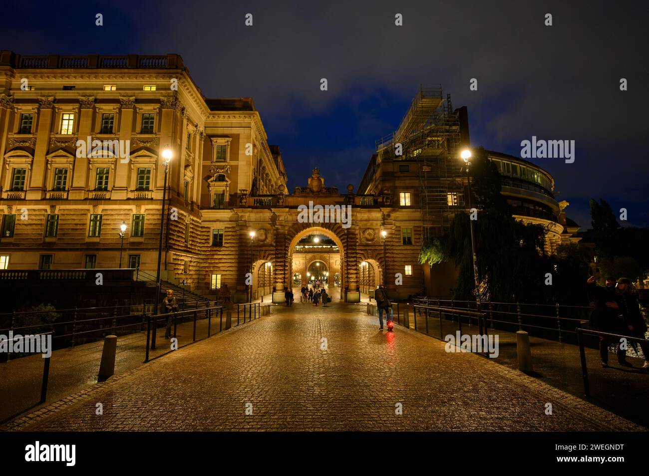 Riksdagshuset, Swedish parliament buildings, by night Stock Photo - Alamy