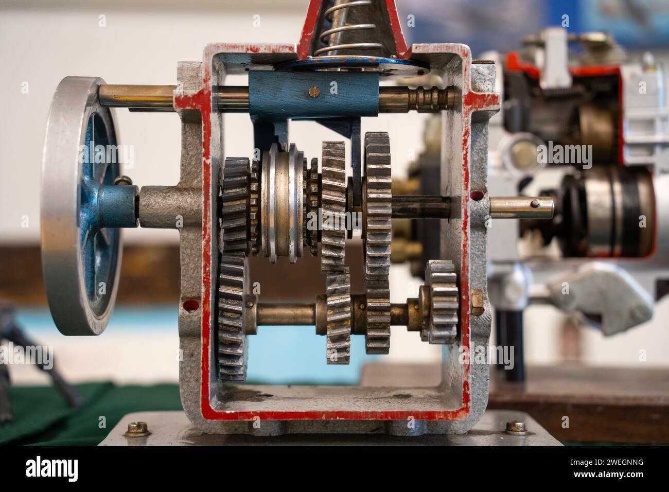 Illustrative model of a car gearbox with metal gears Stock Photo - Alamy