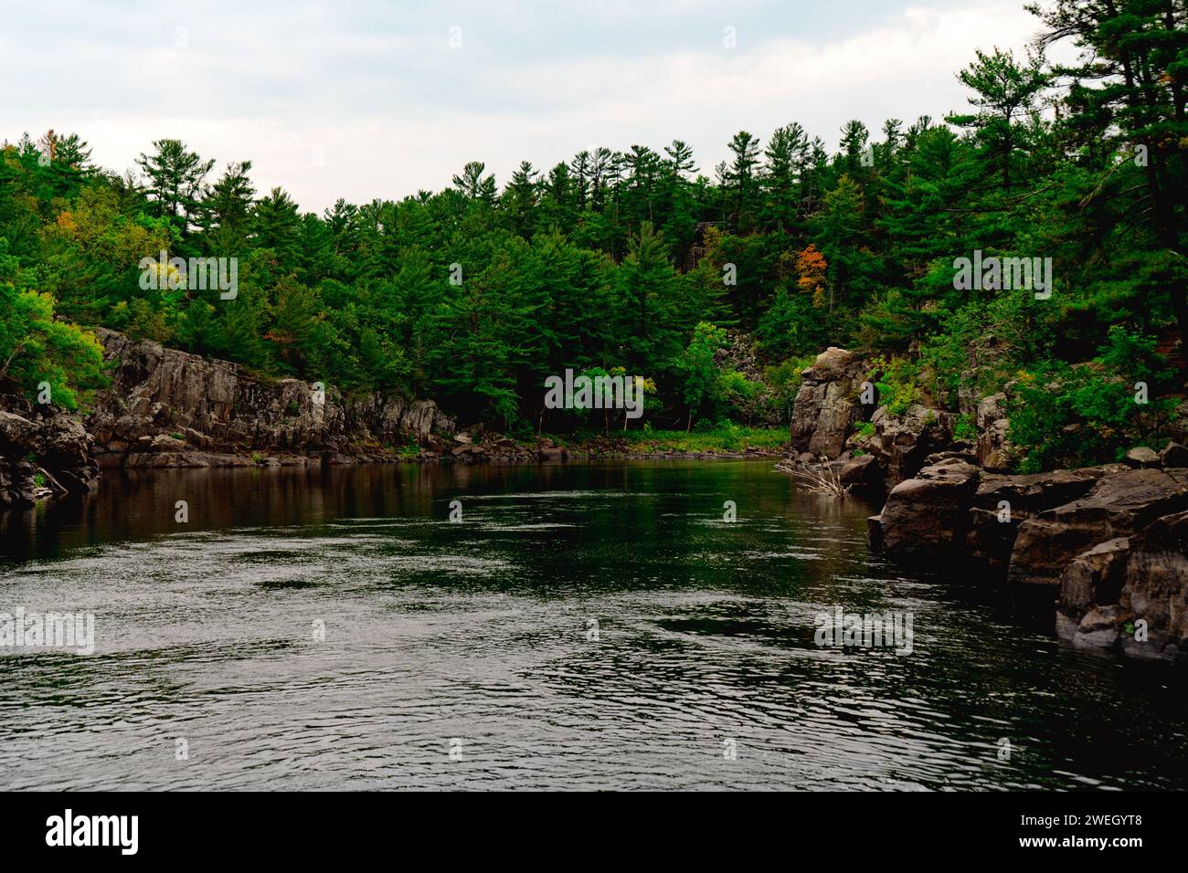 Alcove along a river Stock Photo - Alamy