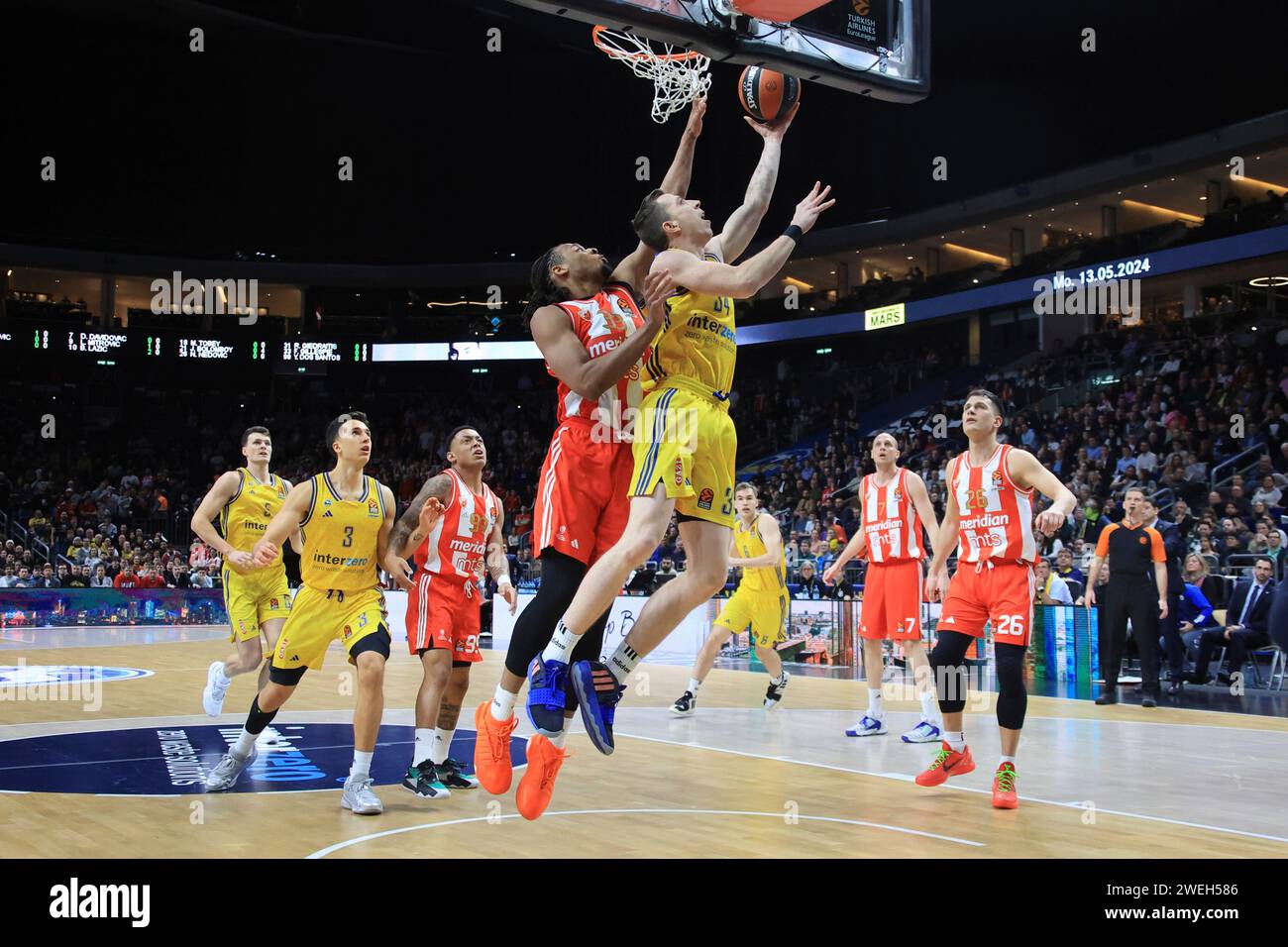 Berlin, Deutschland. 25th Jan, 2024. 25.01.2024, Mercedes-Benz-Arena ...
