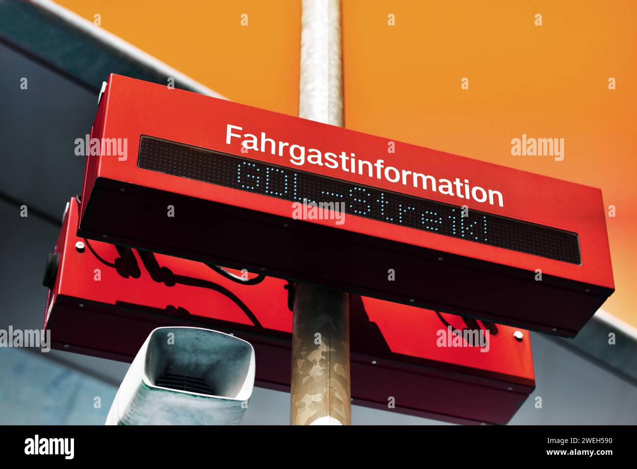 Bahnfahrten hi-res stock photography and images - Alamy