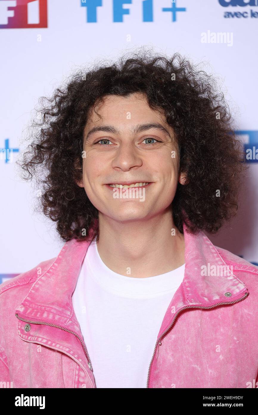 Paris, France. 25th Jan, 2024. Roman Doduik attends the Danse Avec Les ...