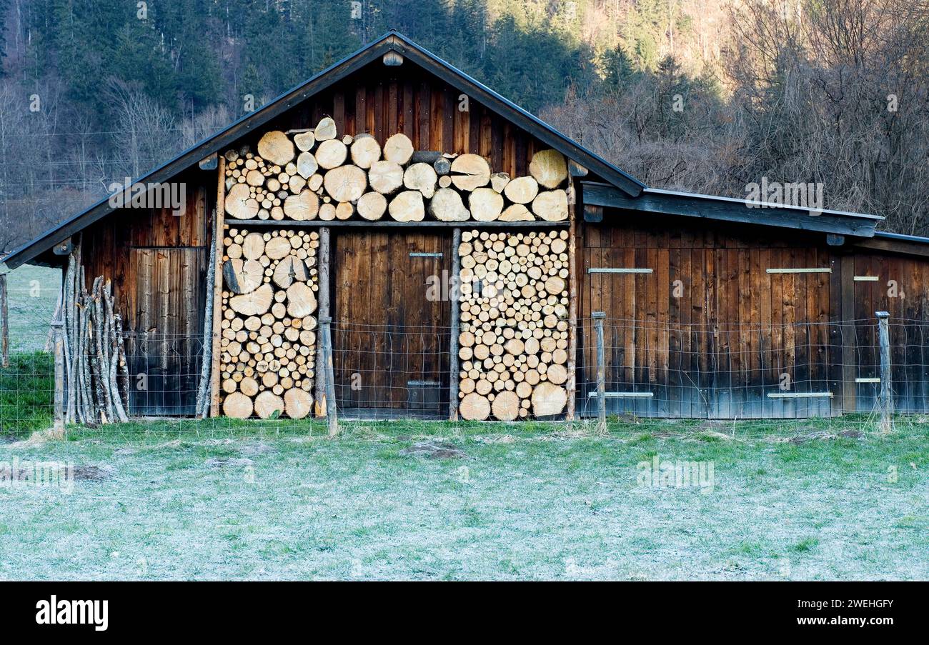 Old german log cabin hi-res stock photography and images - Alamy