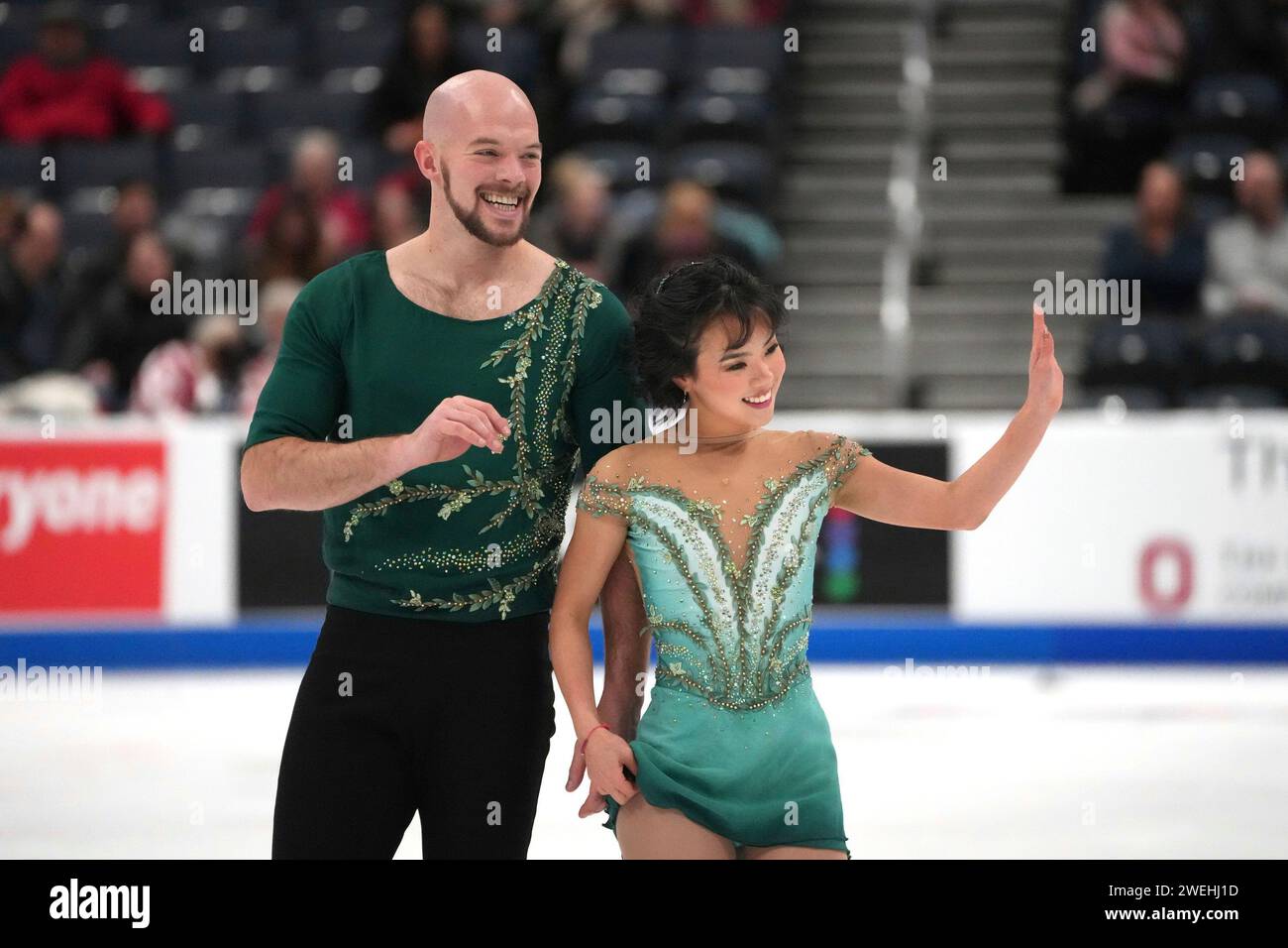 COLUMBUS, OH - JANUARY 25: Ellie Kam and Danny OShea wave to fans after ...