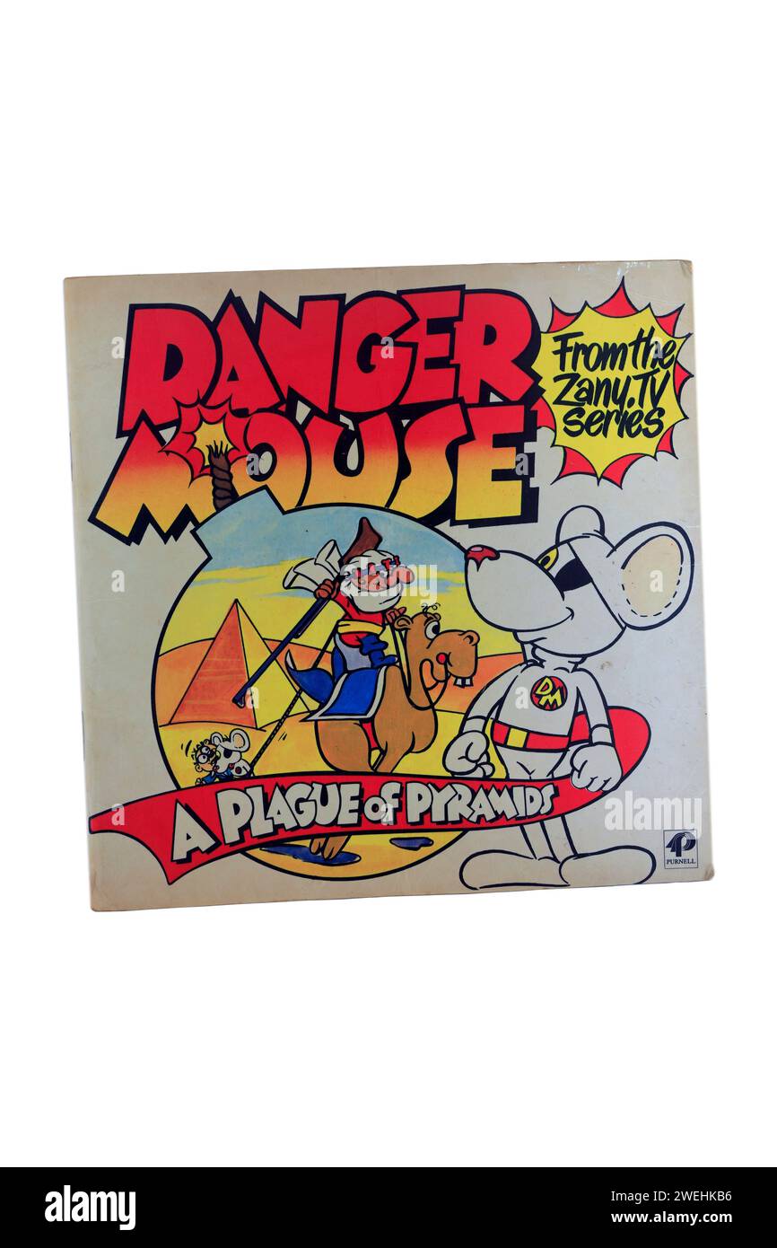 Danger mouse cartoon hi-res stock photography and images - Alamy