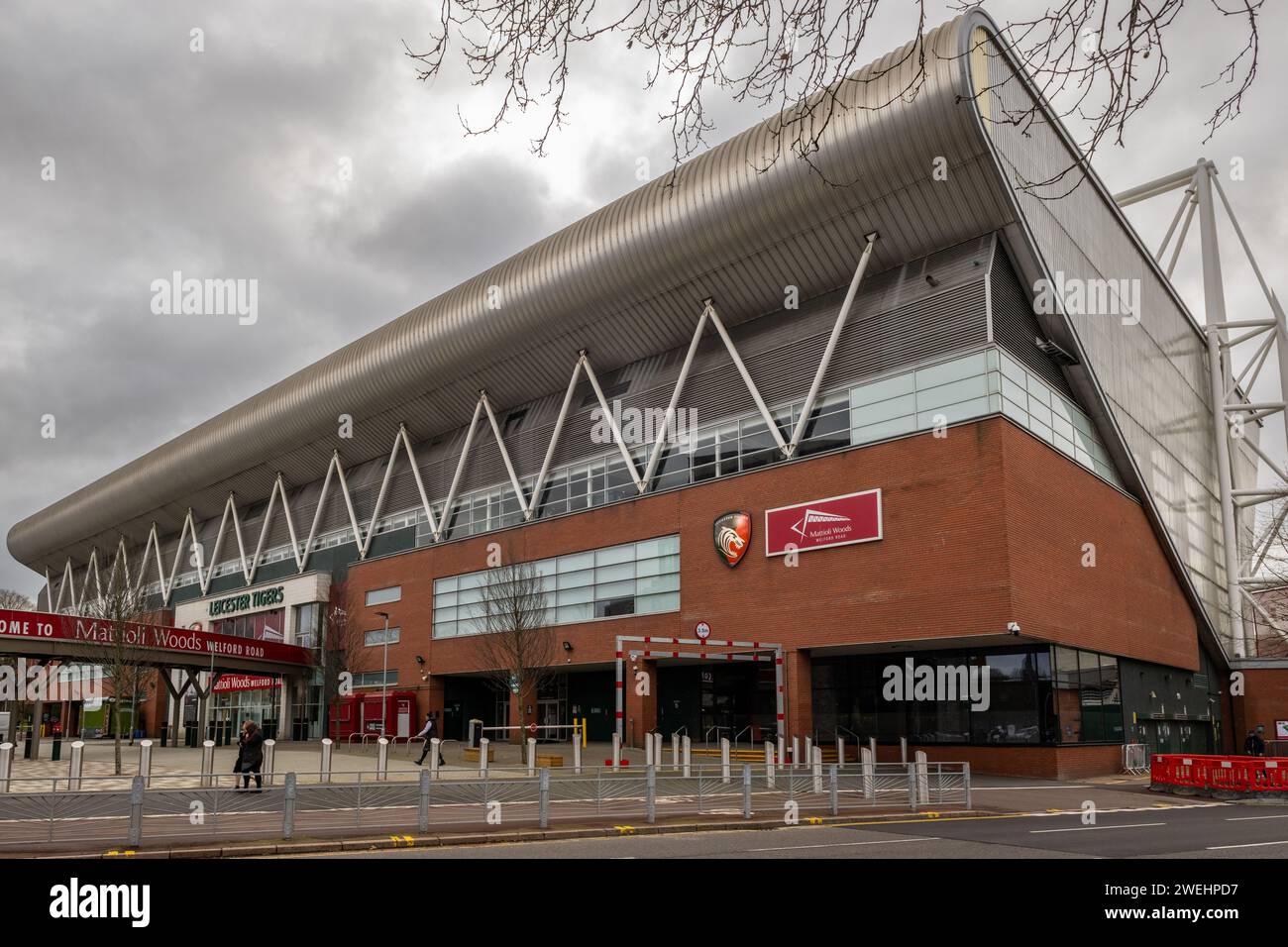 Leicester tigers rugby club ground hi-res stock photography and images ...