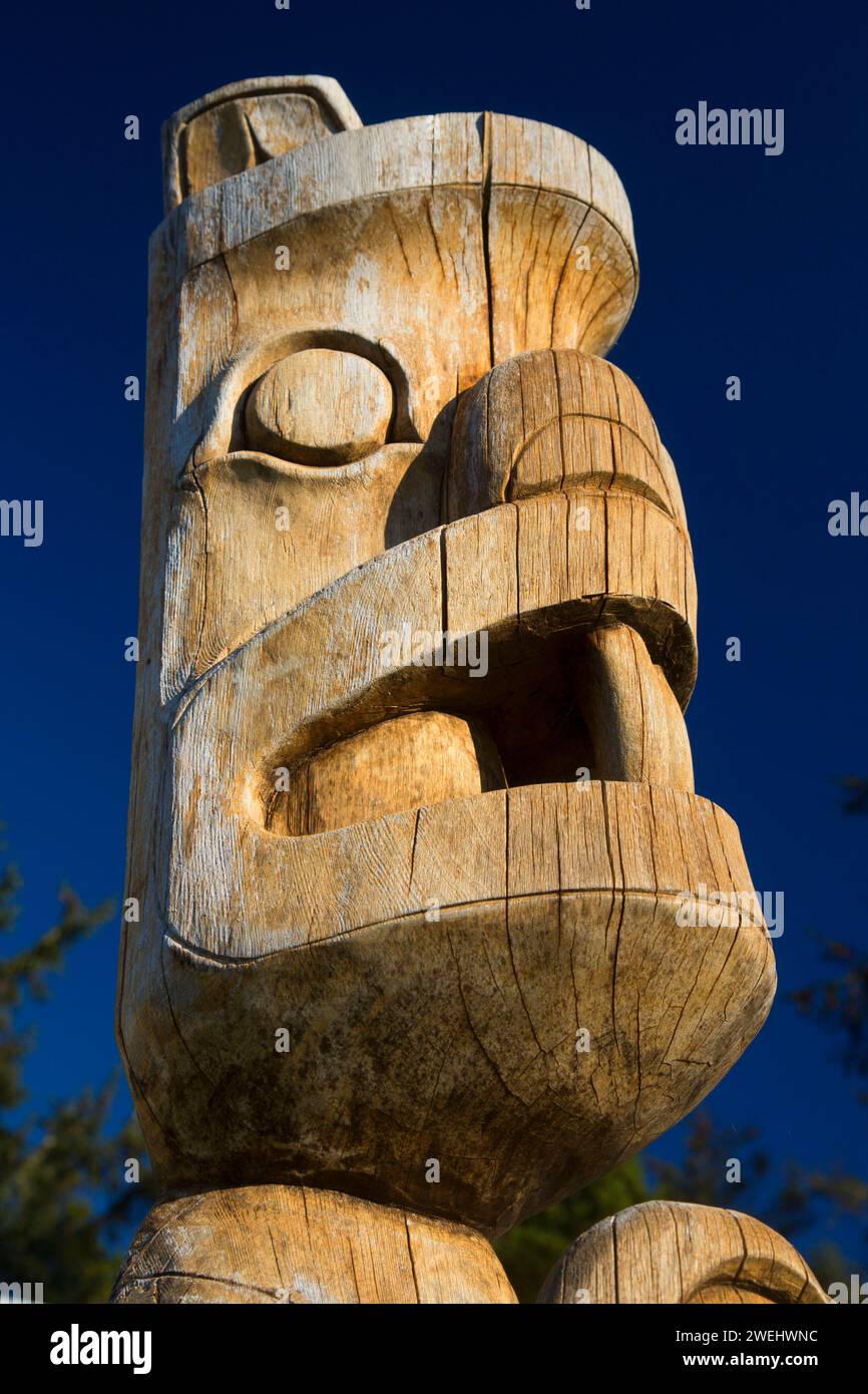 Totem pole, Coastal Interpretive Center, Ocean Shores, Washington Stock ...