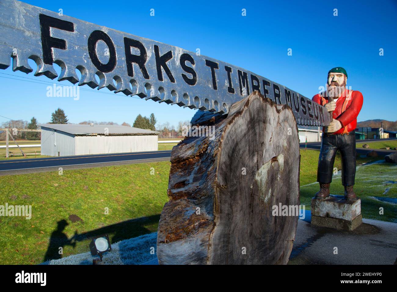 Logger carving, Forks Timber Museum, Forks, Washington Stock Photo - Alamy