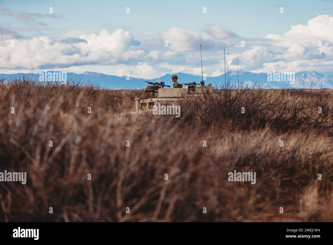 U.S. Soldiers with Bravo Company, 1st Battalion, 112th Infantry ...