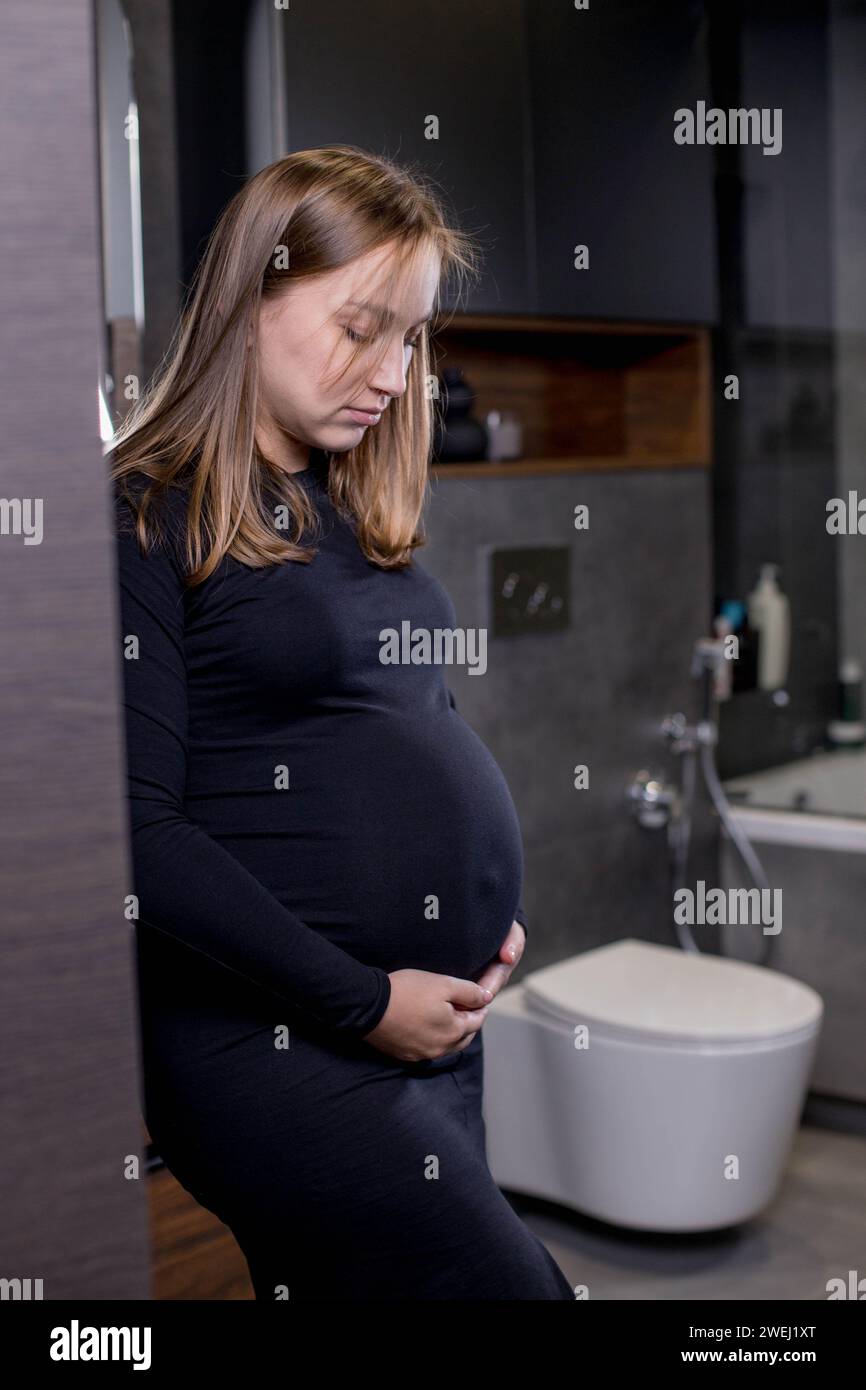 woman with big abdomen in the toilet have problems with chronic ...