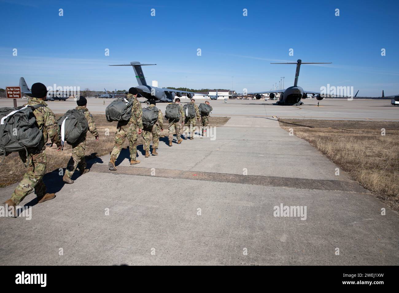 U.S. Army Paratroopers assigned to the 1st Brigade Combat Team, 82nd ...