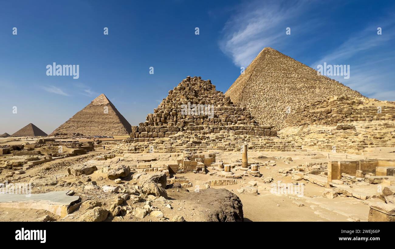 Giza pyramid complex, which is part of the UNESCO World Heritage Site ...