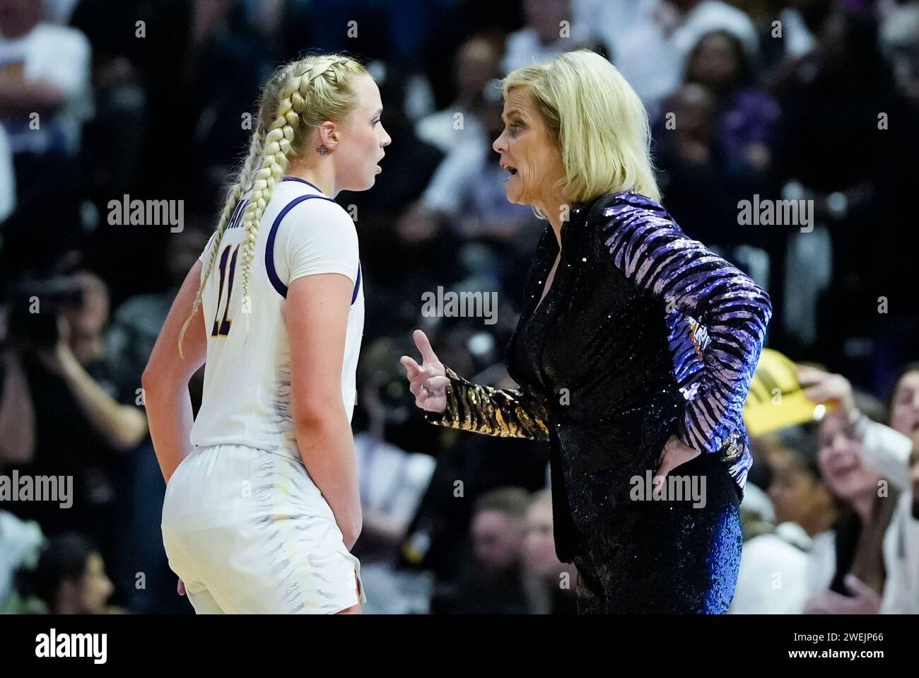 LSU head coach Kim Mulkey talks to guard Hailey Van Lith (11) in the ...