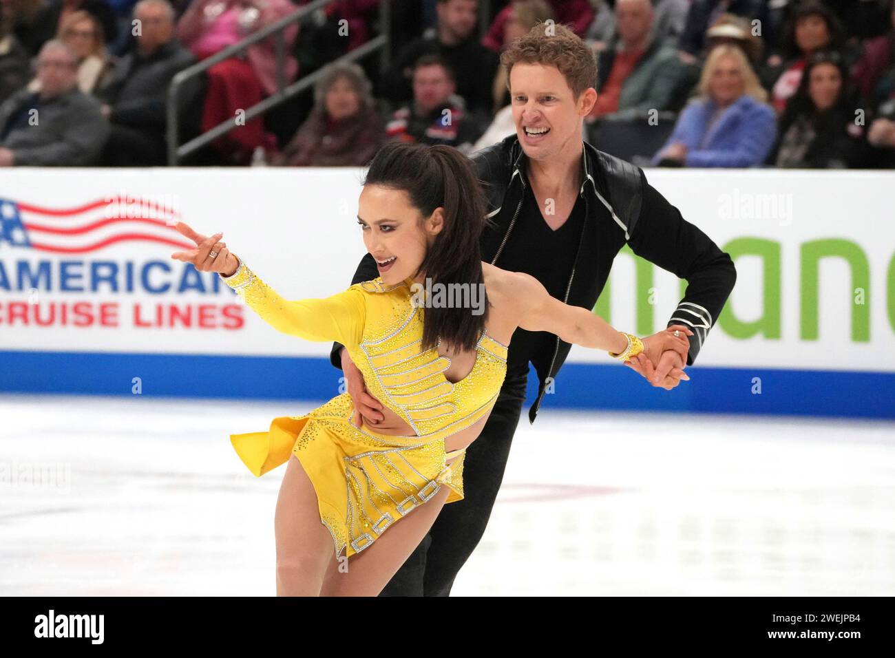 COLUMBUS, OH - JANUARY 25: Madison Chock and Evan Bates skate during ...
