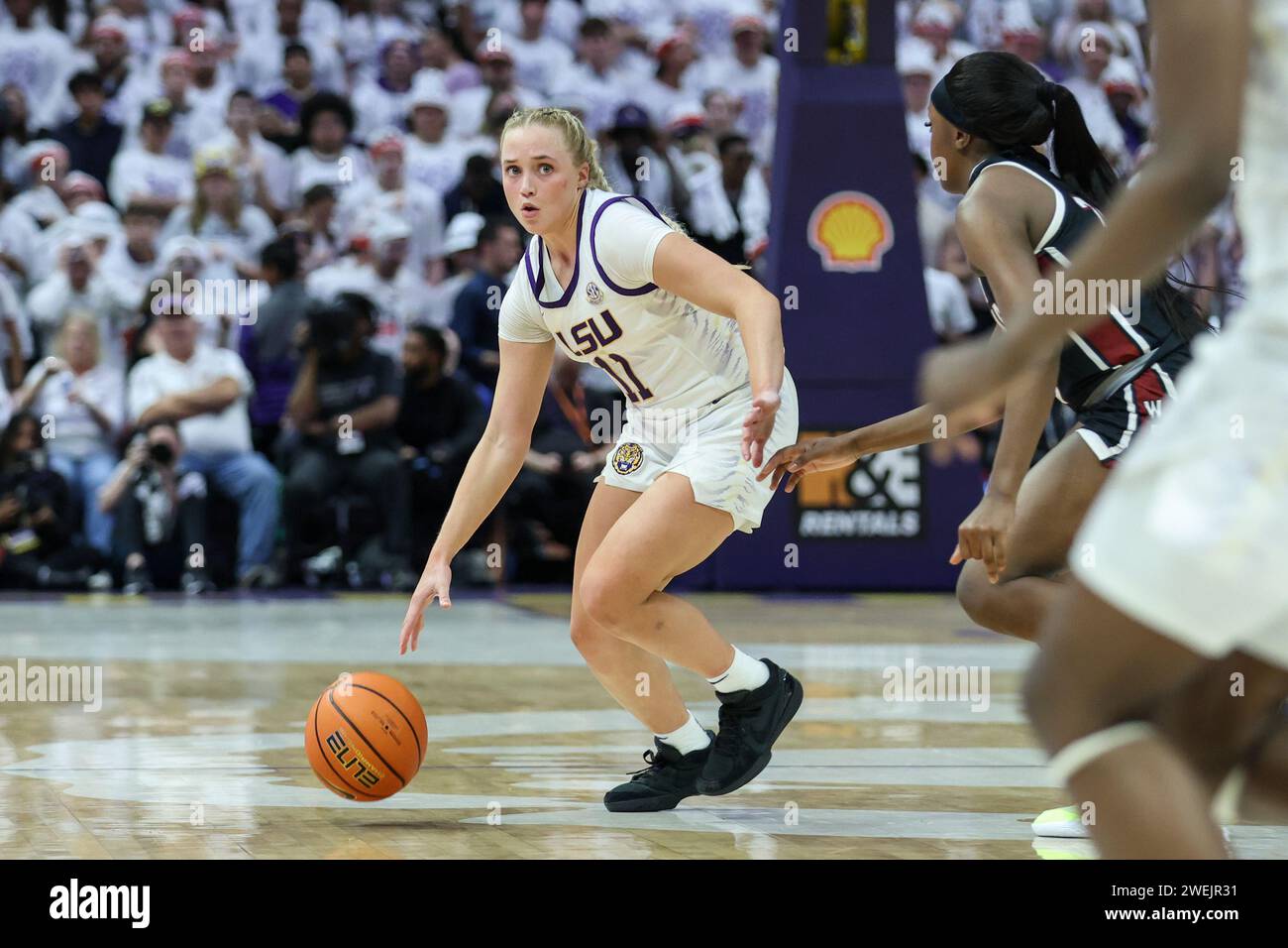 Baton Rouge, LA, USA. 25th Jan, 2024. LSU's Hailey Van Lith (11) looks ...