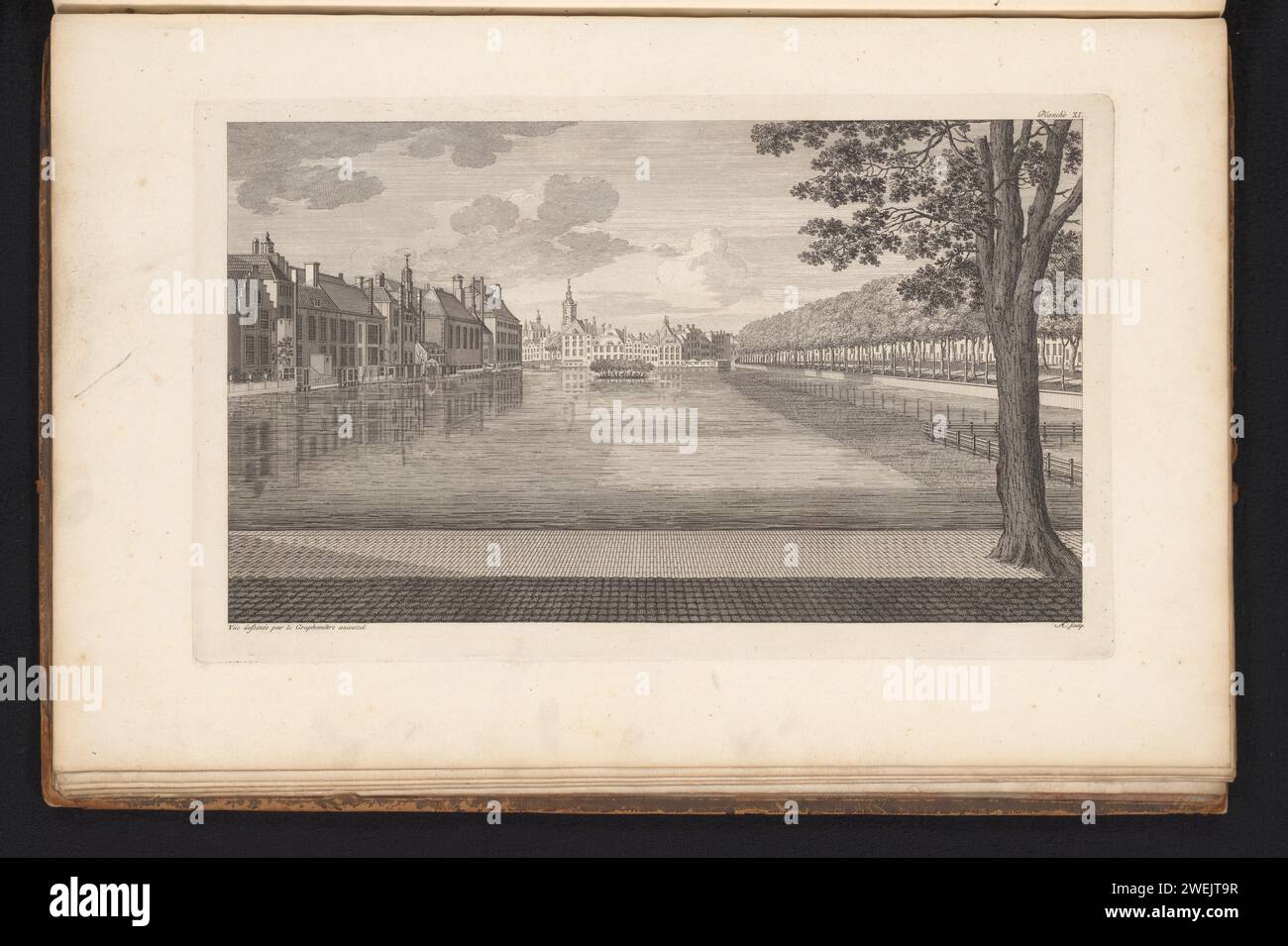 View of the Hofvijver in The Hague, monogrammist AC (18th century ...