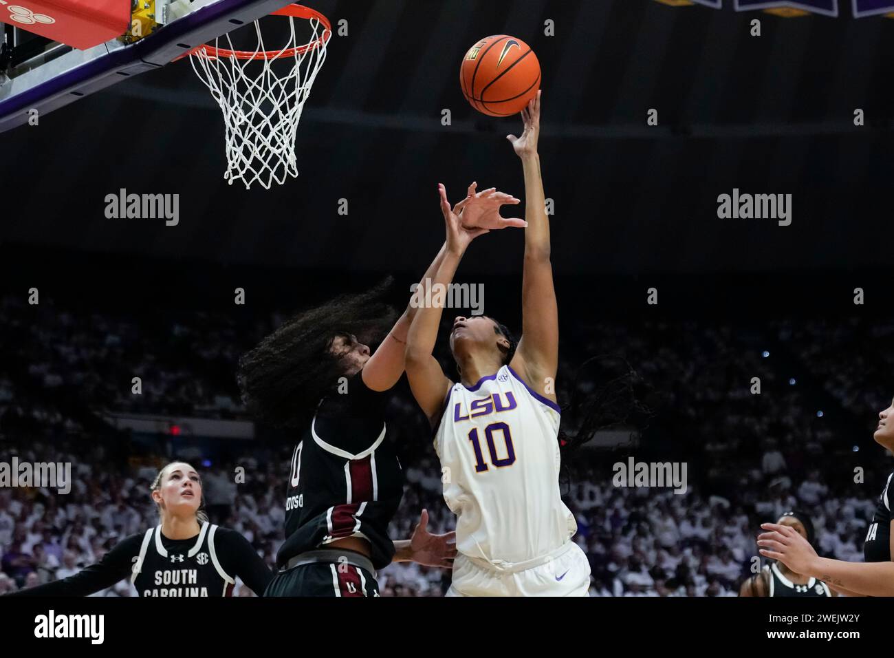 LSU forward Angel Reese (10) shoots against South Carolina center ...