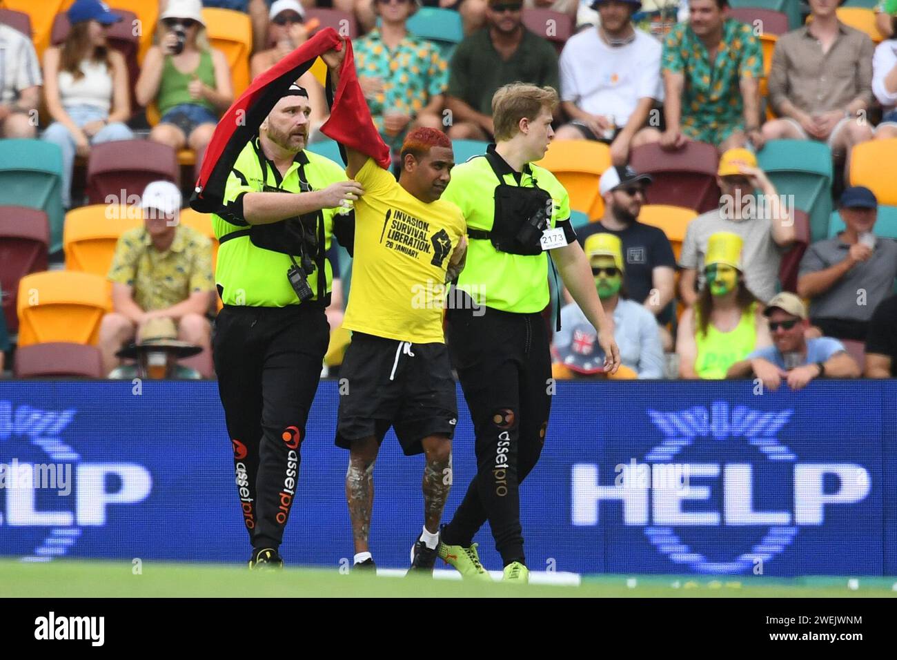 Brisbane, Australia. 26th Jan, 2024. A pitch invader is detained on Day ...